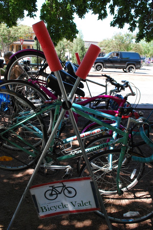 Bike culture and local food go well together | Bike Yogi